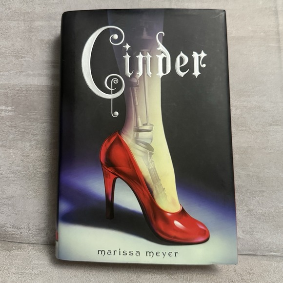 Tablets & Accessories | Cinder By Marissa Meyer 1st Editionfirst ...